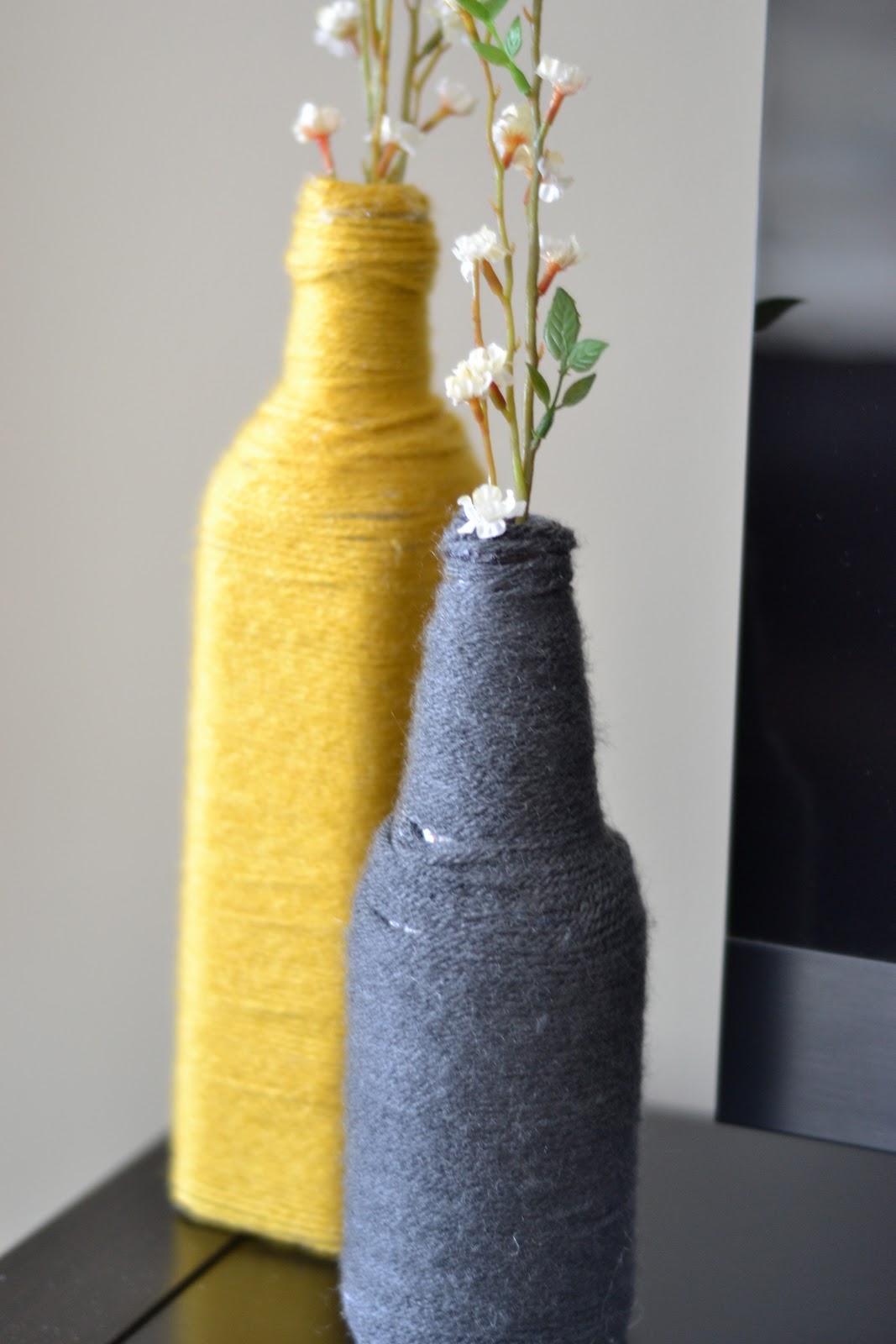 DIY Yarn Vases