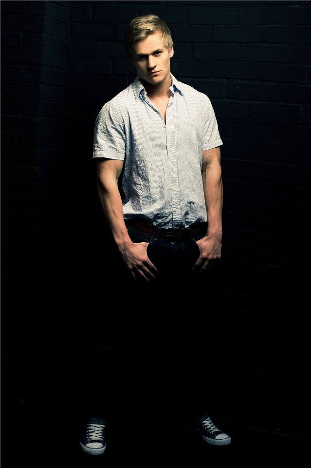 Modelos Masculinos Male Models: Simon George...Hermoso y Juvenil model ...