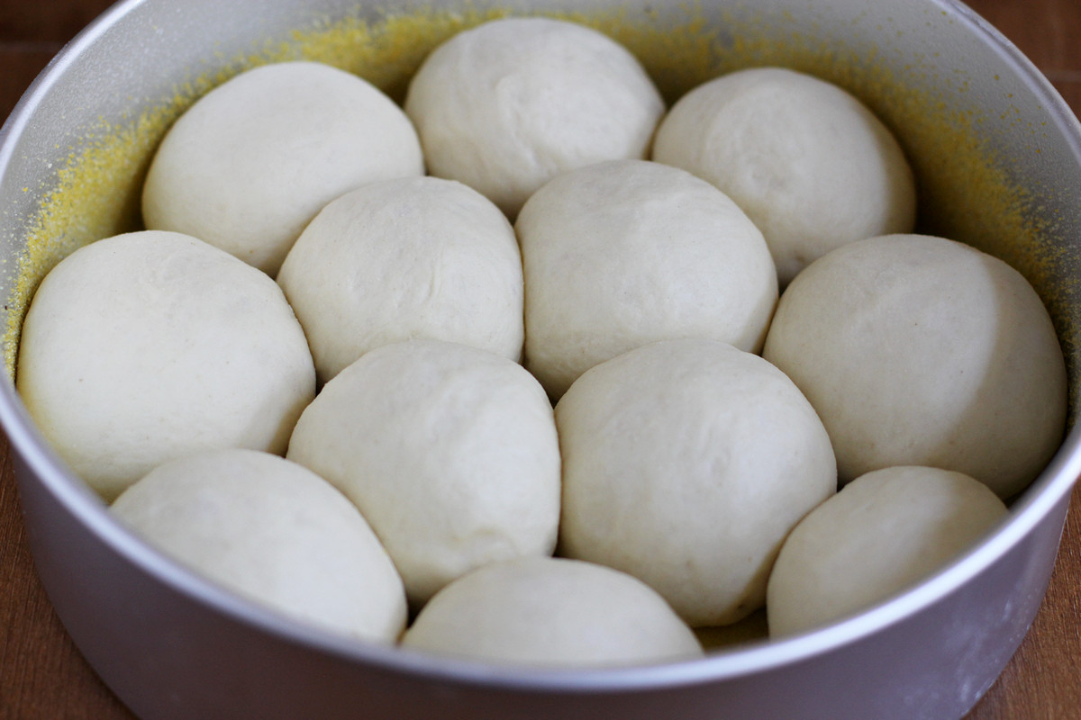Cookistry: Buttery Semolina Rolls - A Quicker Recipe
