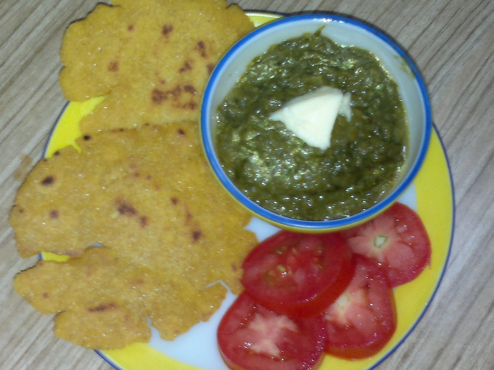Mazedar Recipes: Makki ki roti( Maize flour bread)