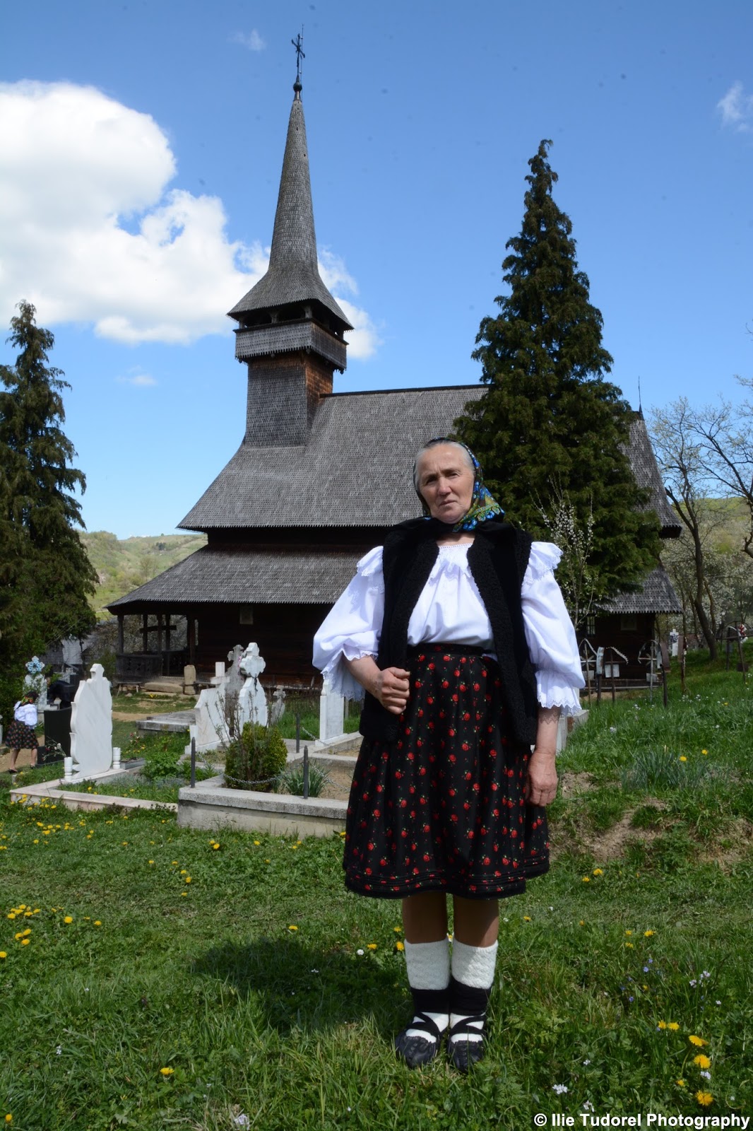 TUDOR PHOTO BLOG: Ia traditionala romaneasca din Maramures,Romania,Europa