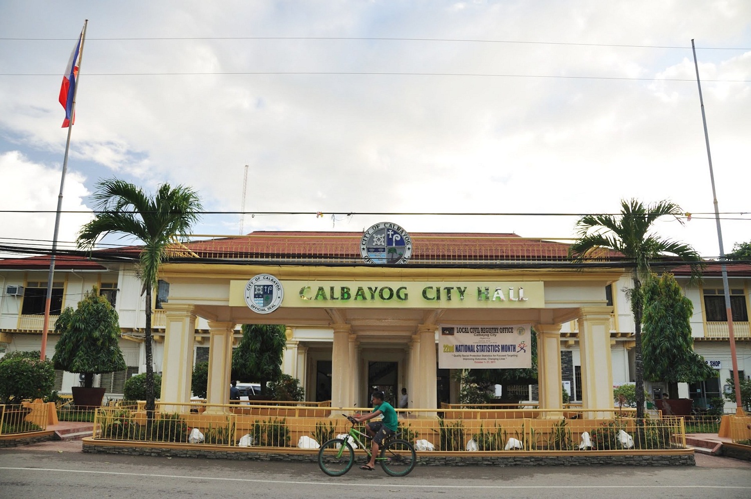 walking distance & et cetera -: Calbayog city