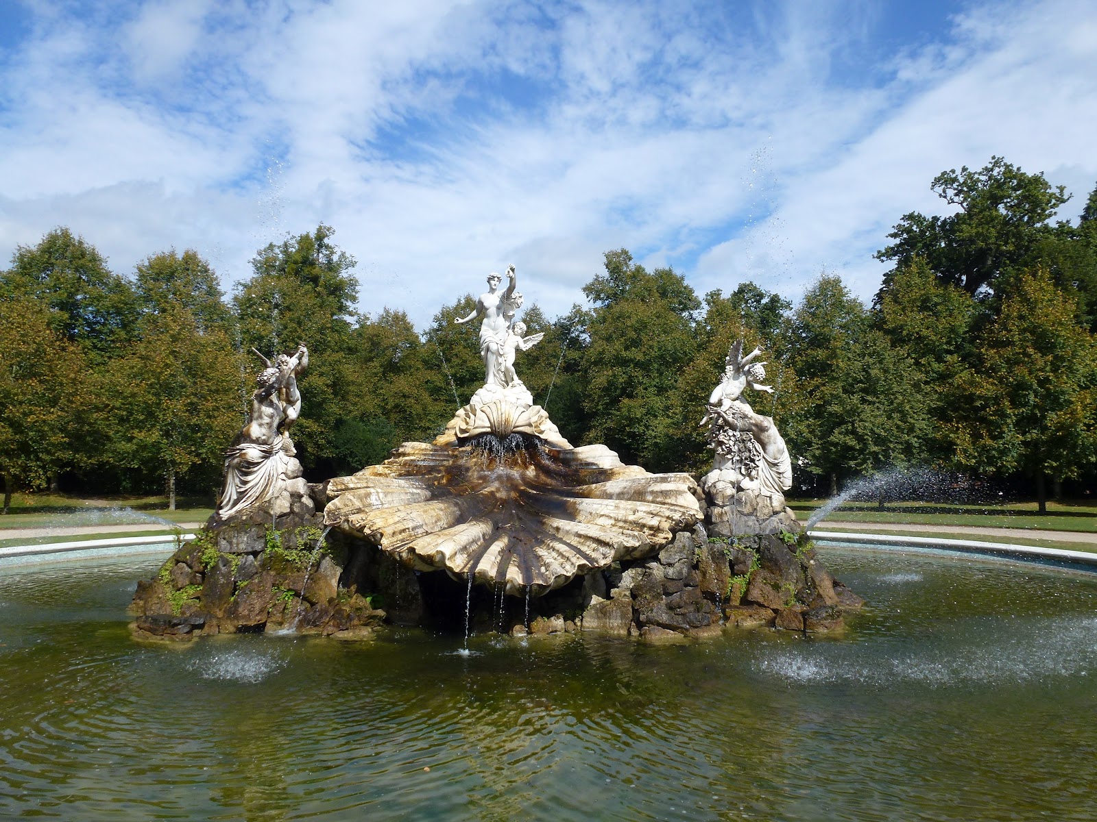 NB Rock 'n' Roll: Cliveden House - a must visit!