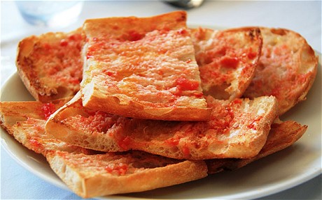 "Pan tumaca" o pan con tomate