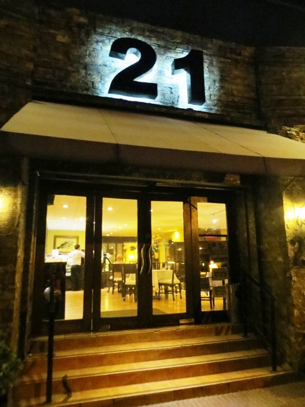 Xtn's blog: [Bacolod] 21 Restaurant