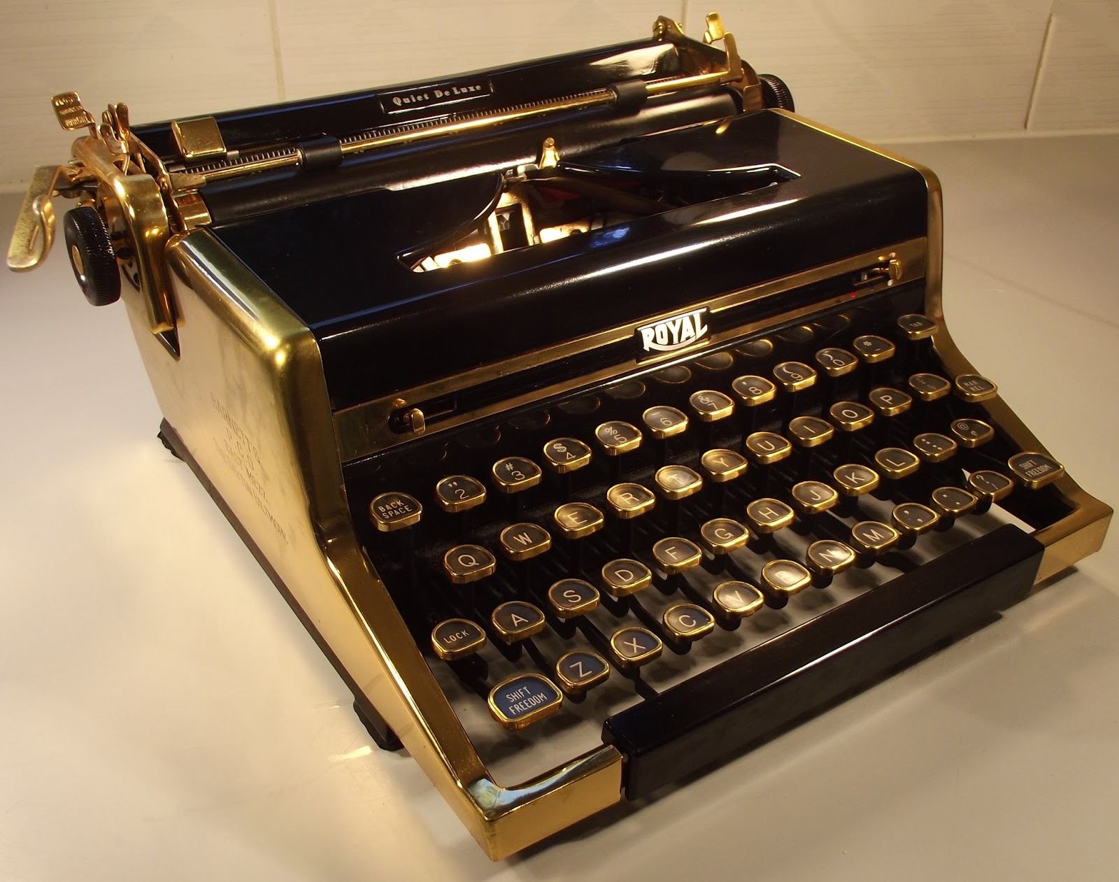 oz.Typewriter: Celebratory Typewriter