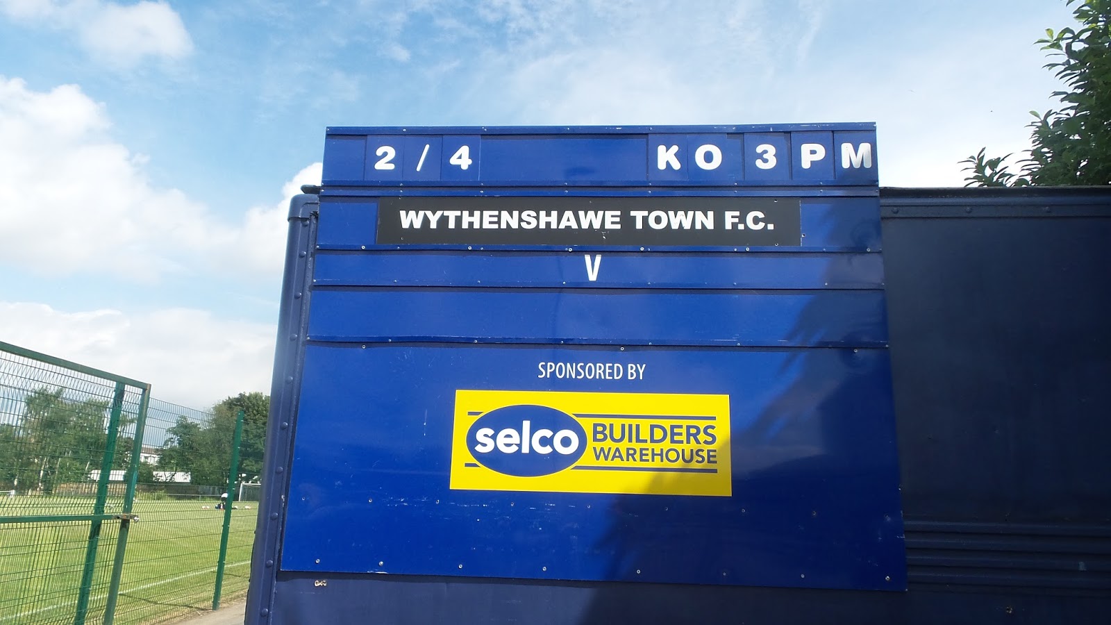 The Wycombe Wanderer: Wythenshawe Town - Ericstan Park