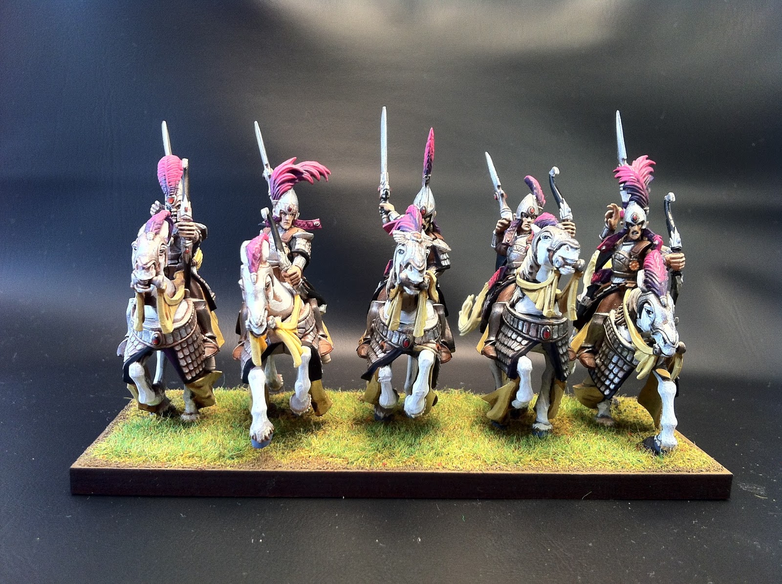 BLACK FIRE PASS: Multi-basing Elves for Kings of War