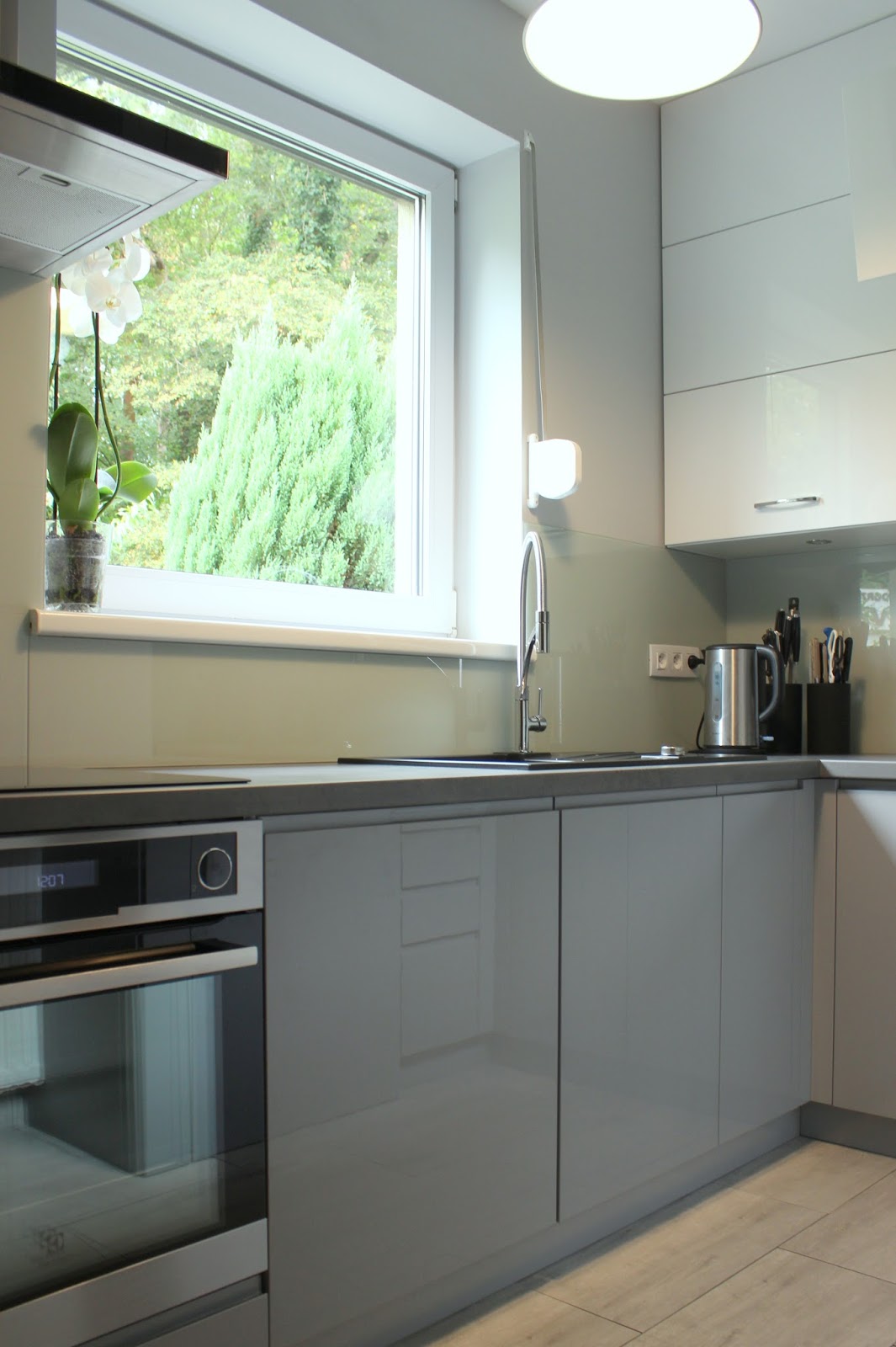 BENO: Blat Egger Chromix antracyt