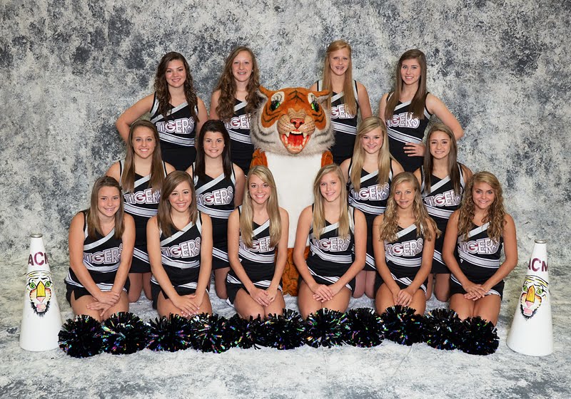 CHS Tiger Cheerleaders: June 2011