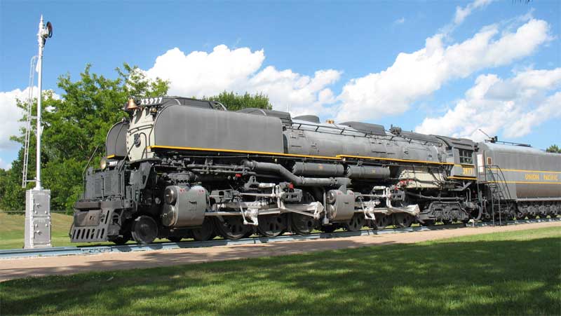 Gambar Transportasi : Kereta Api Lokomotif Uap