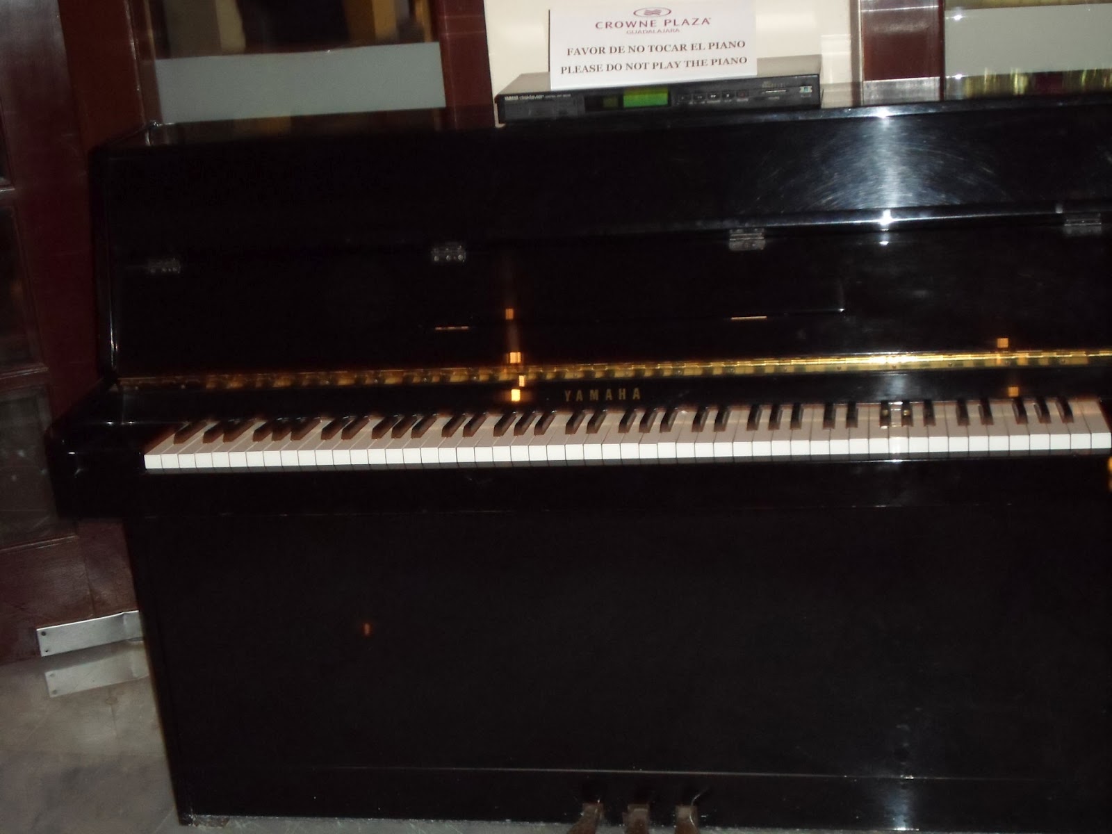 Alfonso Piedras Ania: El piano de Lara...