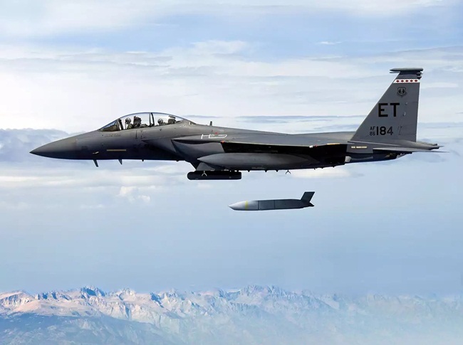 The Air Force Desperately Needs A Stealth Tanker | Military Base