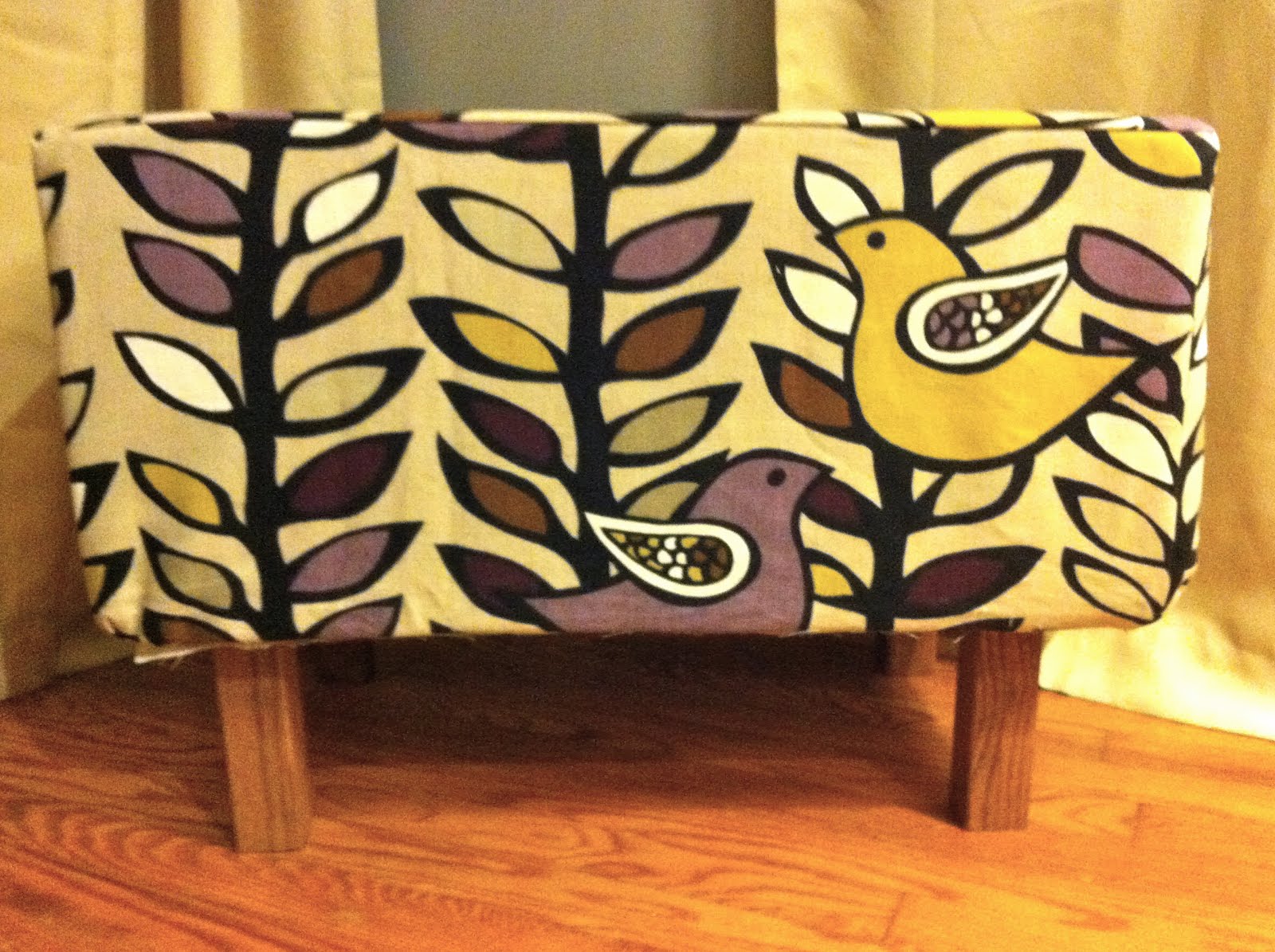 Decorella: DIY Ottoman From Scratch
