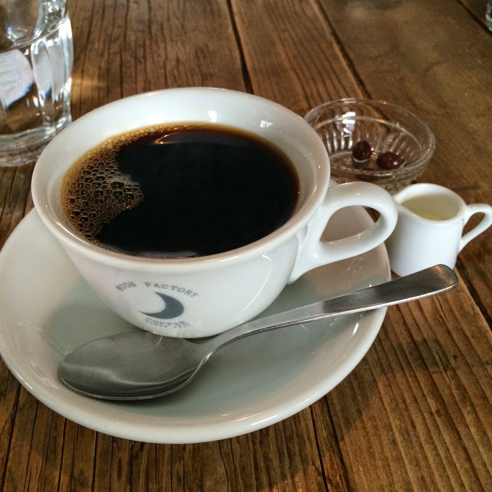 Miss Sia: [東京記食]三軒茶屋 Moon Factory Coffee