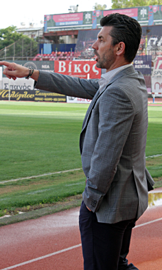 PHOTO PRESS - ΠΥΘΑΡΟΥΛΗΣ: Ο ΜΑΡΙΝΟΣ ΟΥΖΟΥΝΙΔΗΣ ο νεος προπονητης του ...