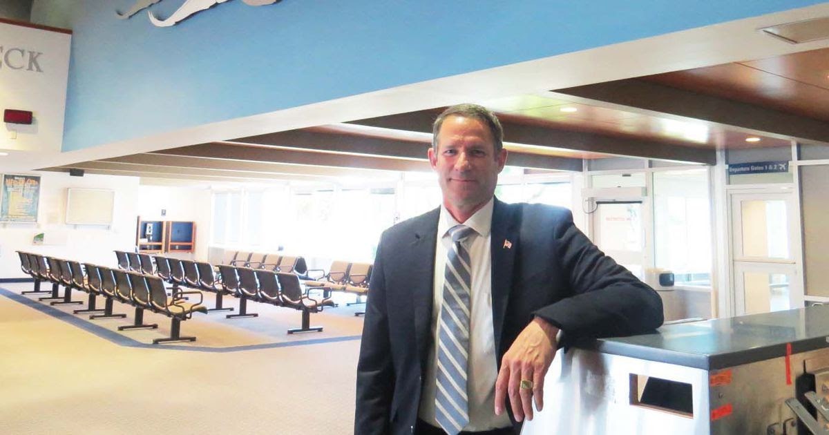 Kathryn's Report: Crater Lake-Klamath Regional Airport (KLMT) readies ...