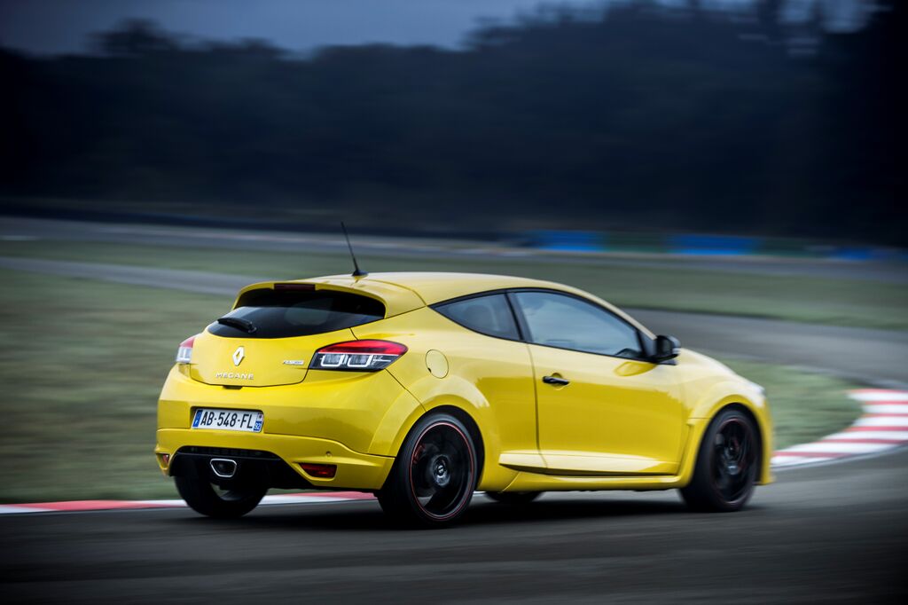 Motoring-Malaysia: Upgraded and facelifted Renault Megane RS 265 Cup ...