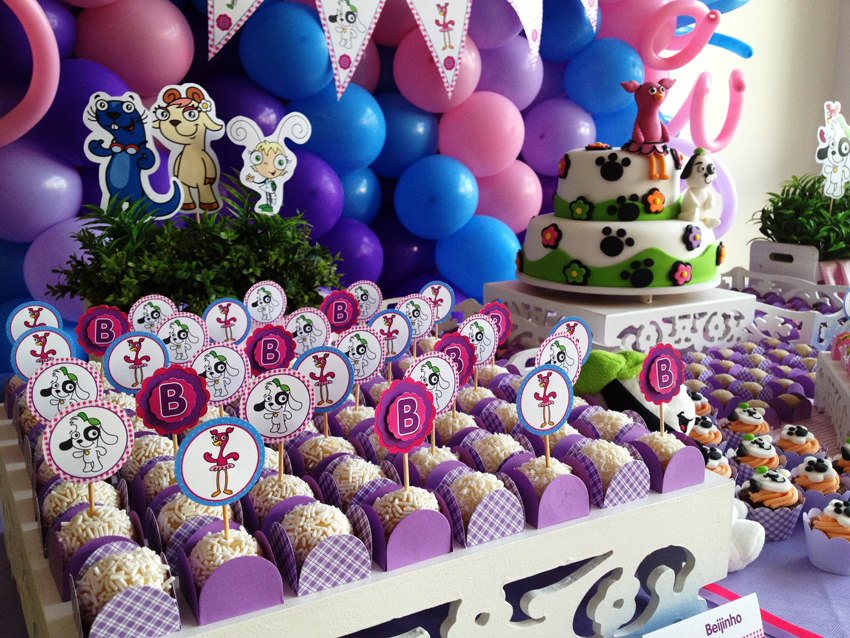 Invvitare: Bruna 1 ano - em tons de rosa, lilás e roxo, a turma do Doki ...