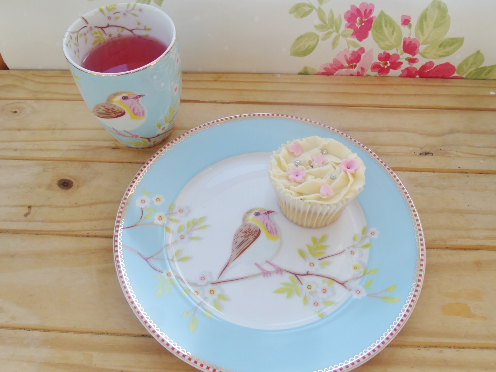 Pip Studio Early Bird Breakfast Set ♥ - Victoria's Vintage Blog ...