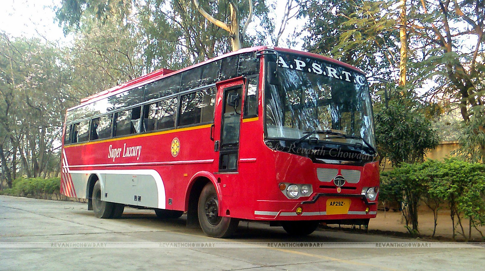 LOVE of Z: New SUPER LUXURY Buses