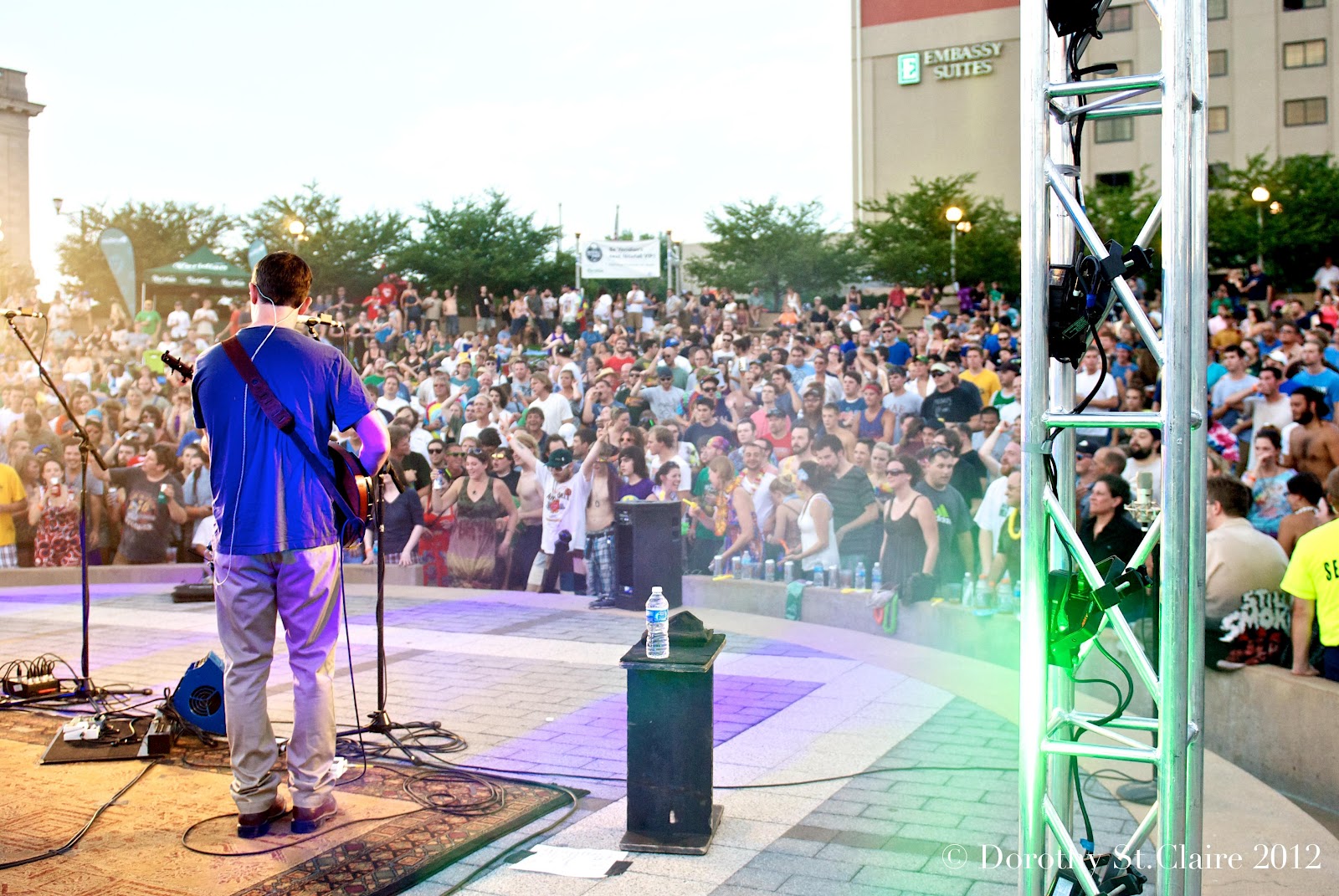 Looking Back Over My Shoulder - Kinfolk Blog: Simon Estes Amphitheater ...