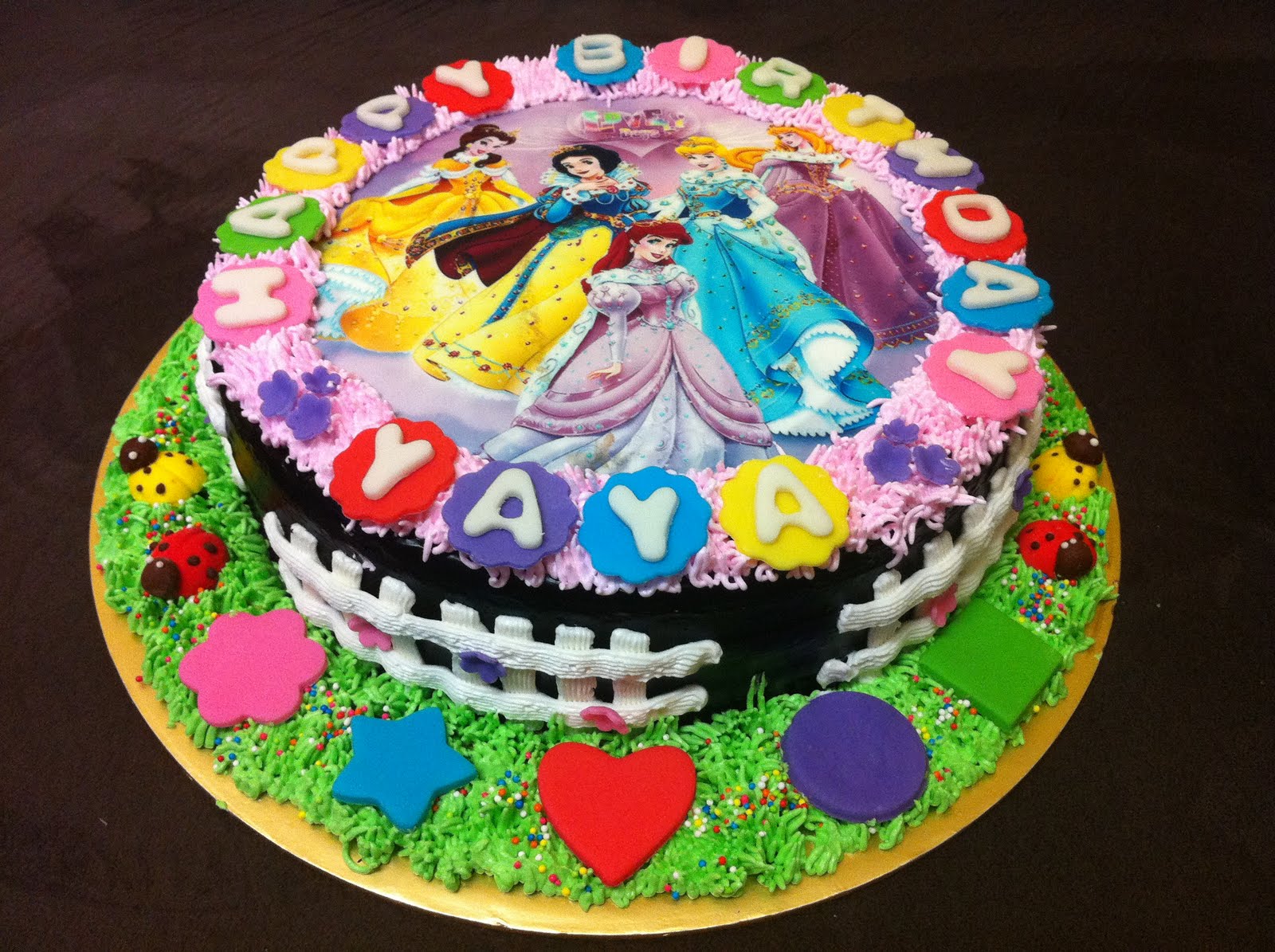 fresh from the oven: Happy Birthday Yaya