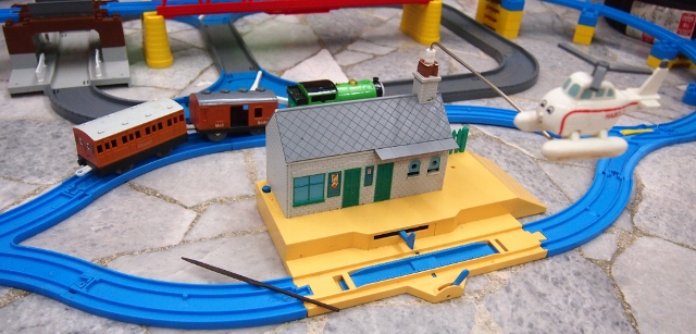 JuaiMurah: Tomy Thomas Adventure Big Train Set