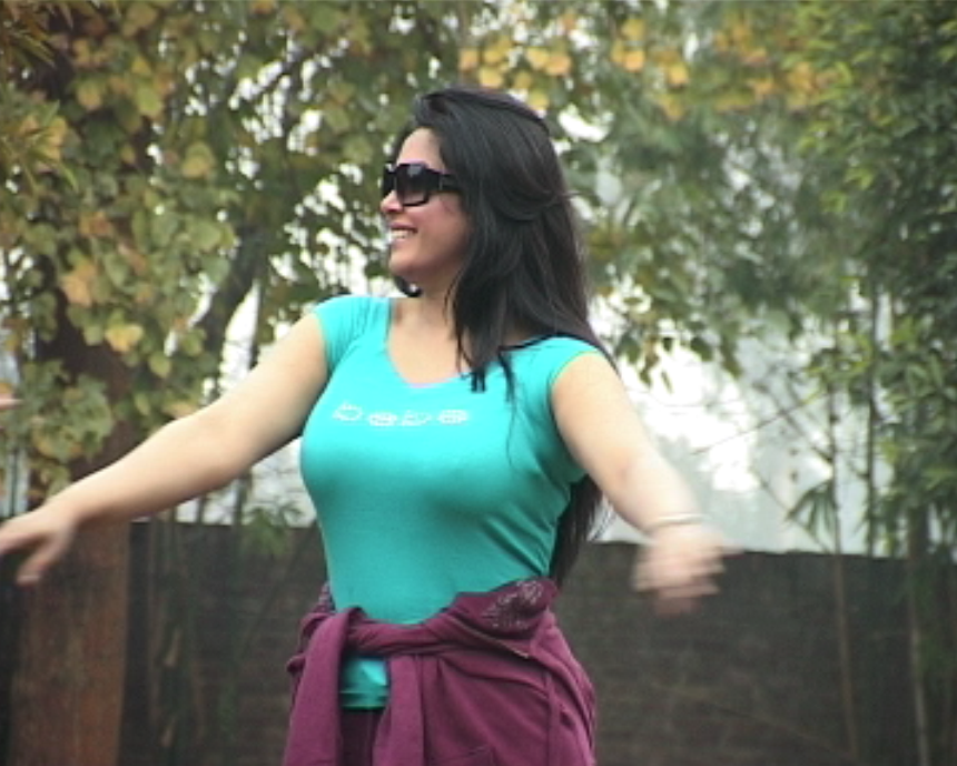 Pak Celebrity Gossip: Zara Akbar Biography & Hot picture