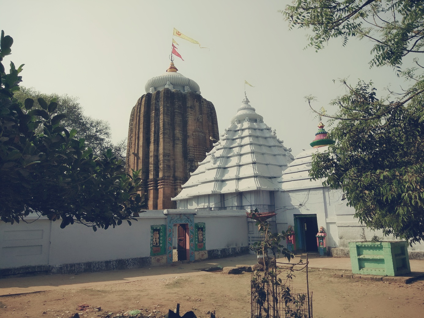 The Places around Cuttack (Katak), Odisha: Paramahansanath Temple and ...