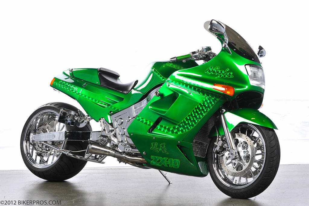 Racing Cafè: Kawasaki ZX-10 by David Girley