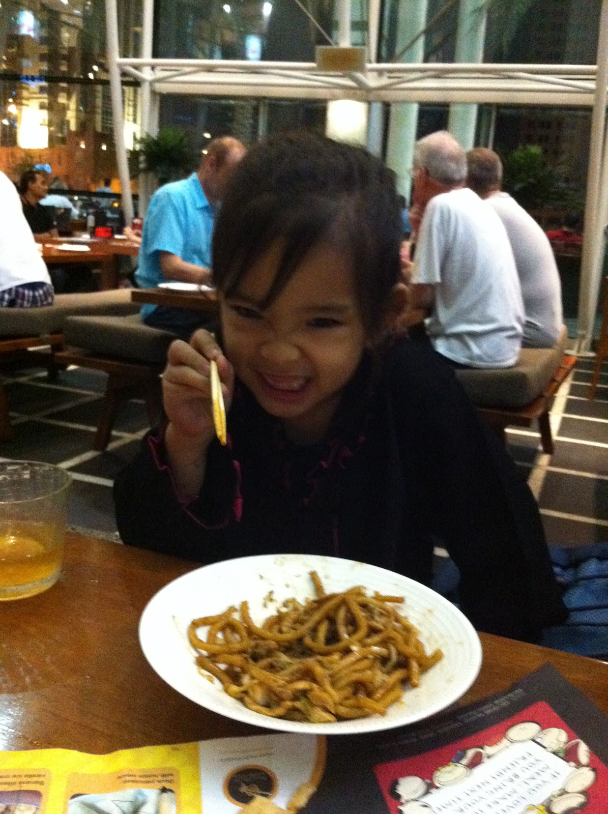 TURKNOY: Dining Out in Doha: The Noodle House