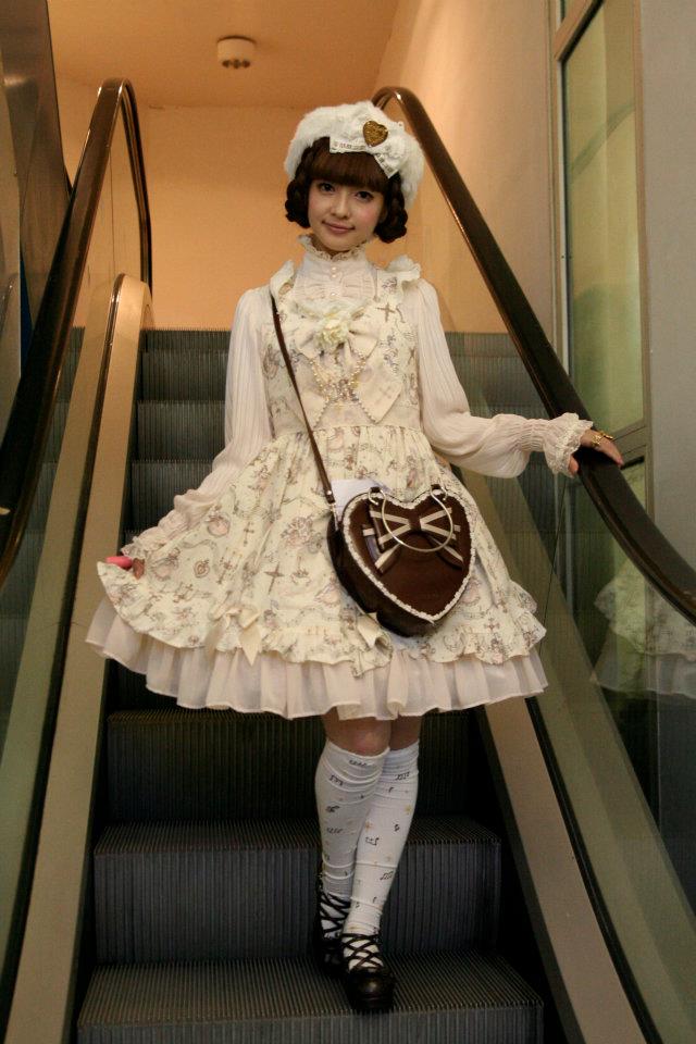 Devilinspired Rococo Clothing: Get Rococo Style Inspirations from Aoki ...