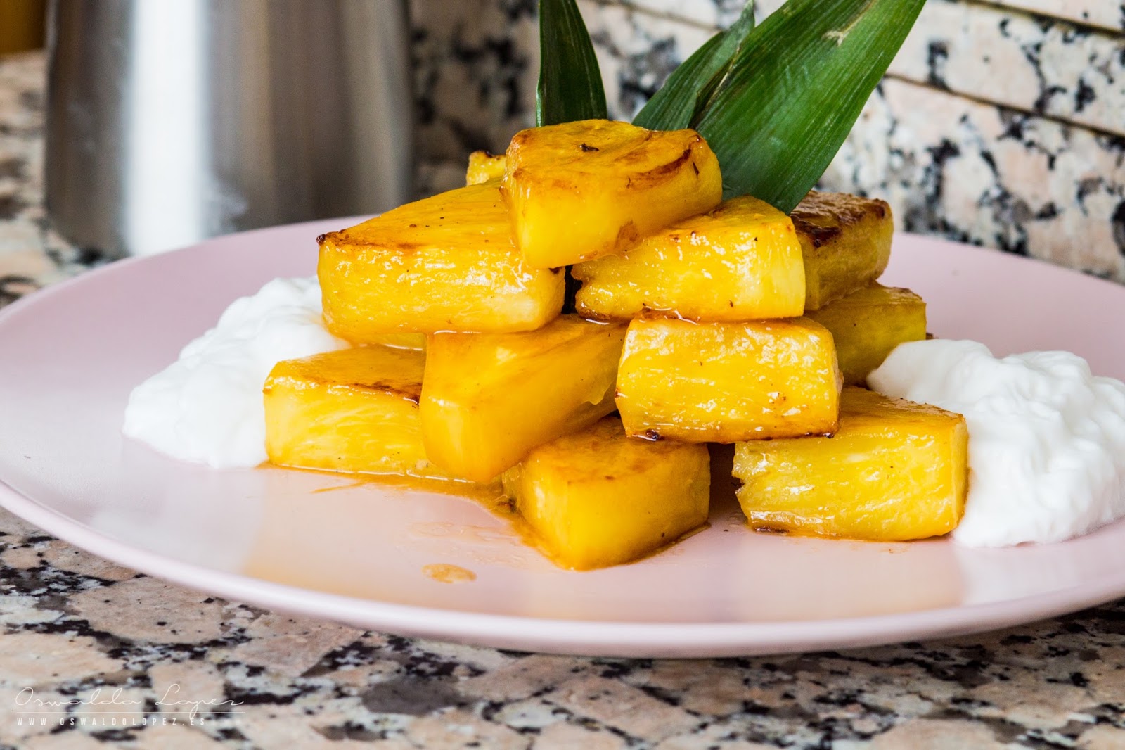 LA COCINA PARA TI: Piña con espuma de coco