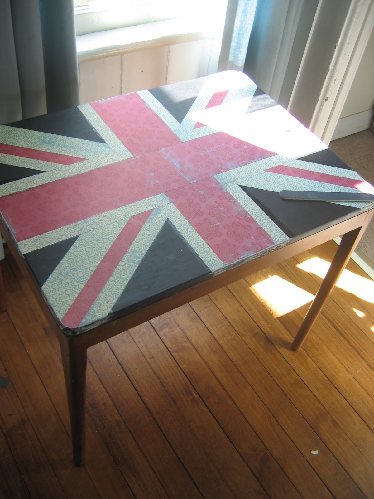 Mayday Farm: Union Jack Table
