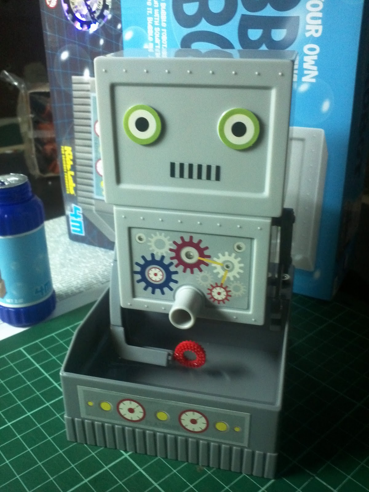 Blog-a-bing. Blog-a-boom.: BeeBop, the Bubble Robot