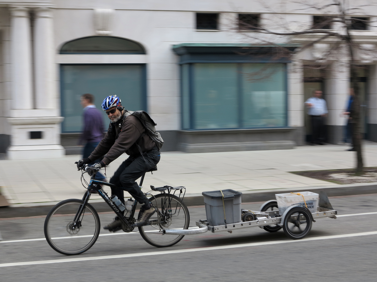 Rodney Smith... DC Bicycle Messenger with a cargo rig