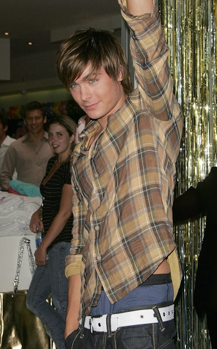 Celeb Saggers: SAGGER OF THE YEAR #4: Zac Efron Sagging Collection