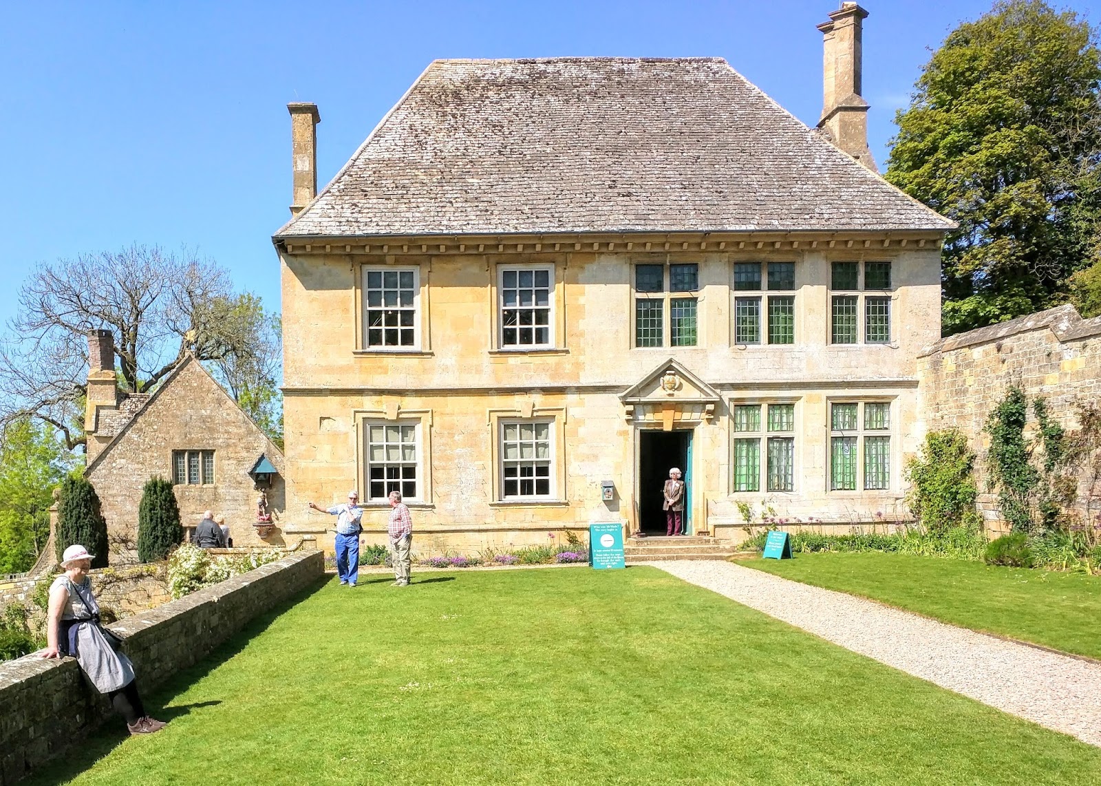 Wading Through Treacle: Diary: Evesham, Winchcombe + the Cotswolds (NT)