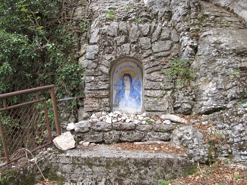 Escursionismo a 360°: San Benigno e Caro (E)