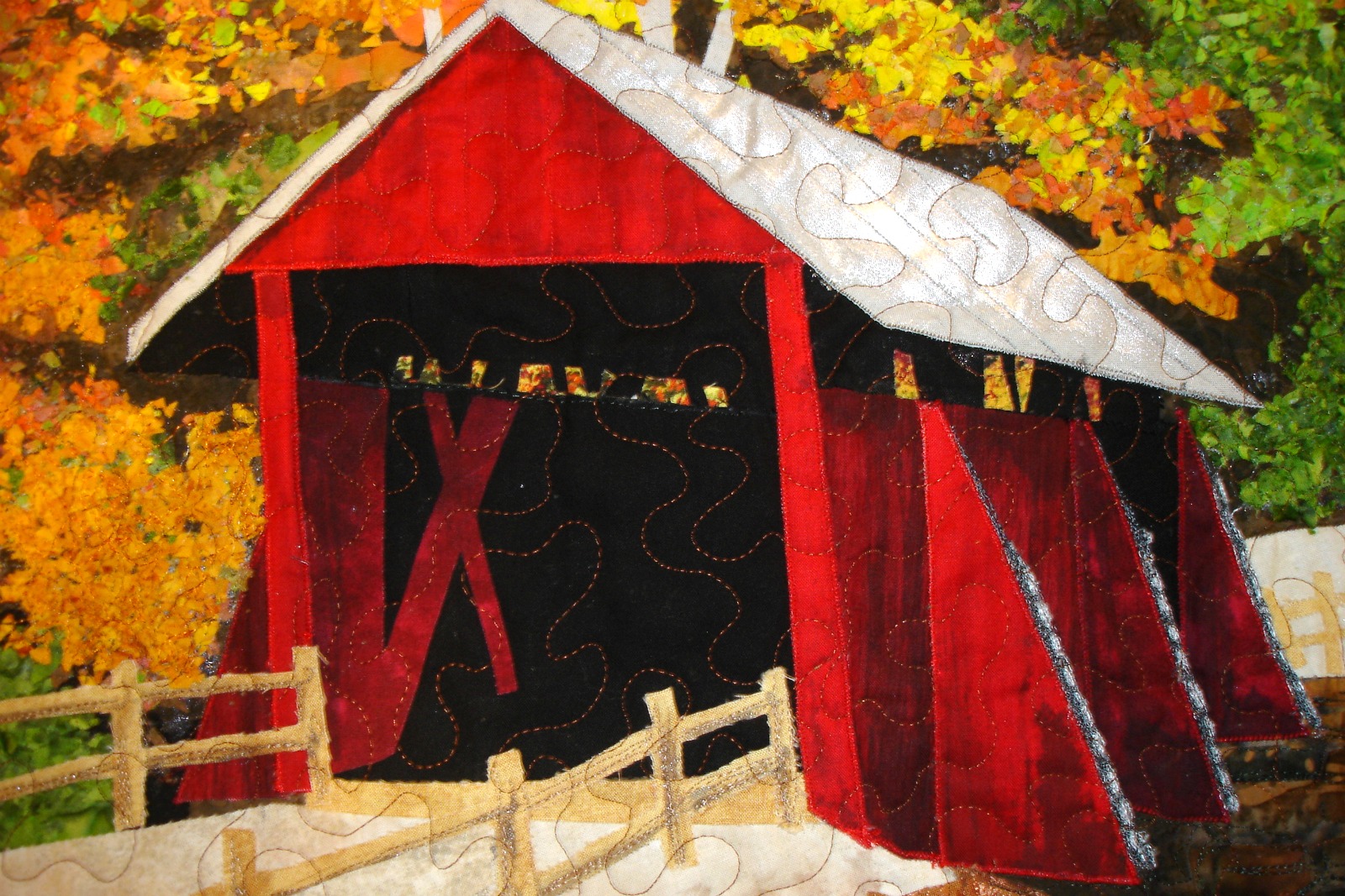 Inman Quilt Cottage: Campbell's Covered Bridge