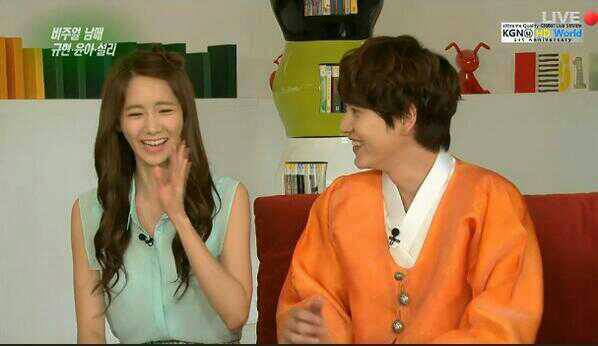 my_bloggers: KYUNA Kyuhyun Yoona moment @ KBS 2 TV Entertainment Weekly