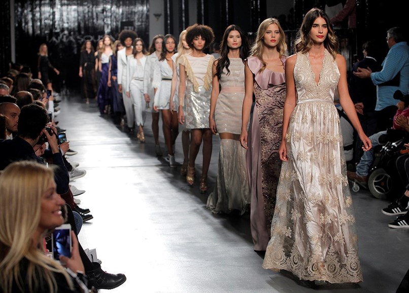 Ana Sousa | Desfile da coleção para o verão 2017 ~ Mad Moda