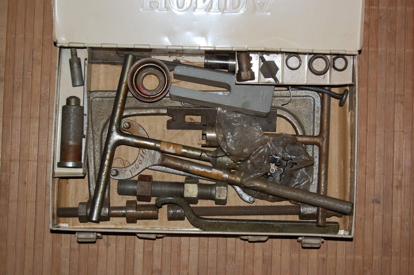R4L: 1960's Honda Dealer Tool kits