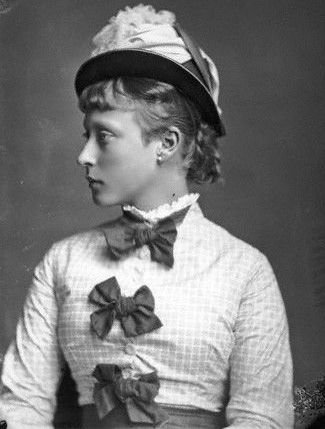 Crowns, Tiaras, & Coronets: Princess Victoria of Hesse and by Rhine