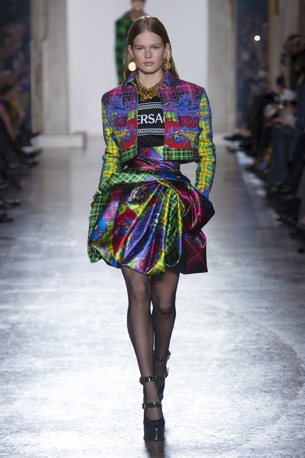 Spleen De Couture: MFW: VERSACE FALL 2018 READY TO WEAR COLLECTION