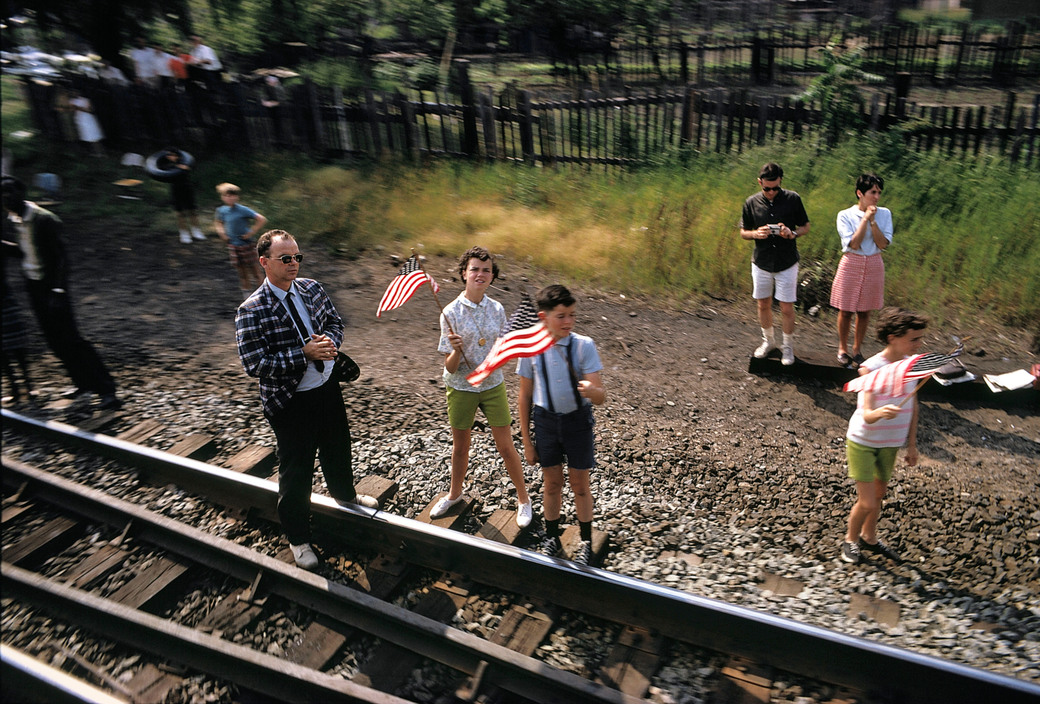 RFK Funeral Train: Rarely Seen Photographs by Paul Fusco Offer a Unique ...