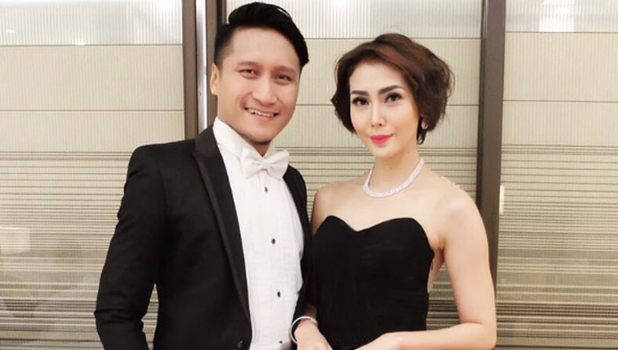 Jauh Dari Gosip Miring, Inilah Deretan Rumah Tangga Artis yang ... Jauh Dari Gosip Miring, Inilah Deretan Rumah Tangga Artis yang ...