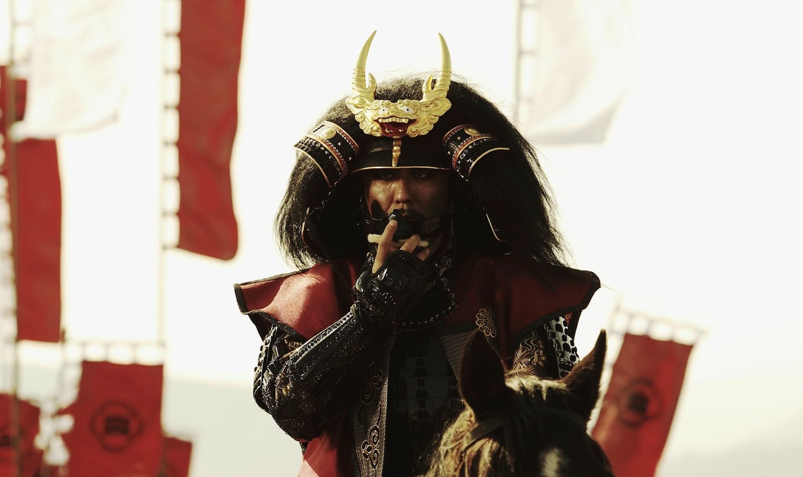 THE ADMIRAL: ROARING CURRENTS (2014)