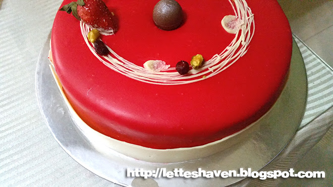 Lette's Haven: Cafe Pronto Red Velvet Cake